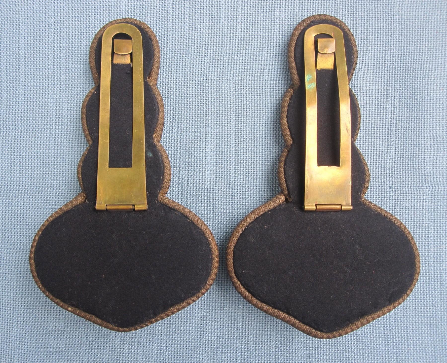 1872 Variant Medical Staff Knots | J. Mountain Antiques