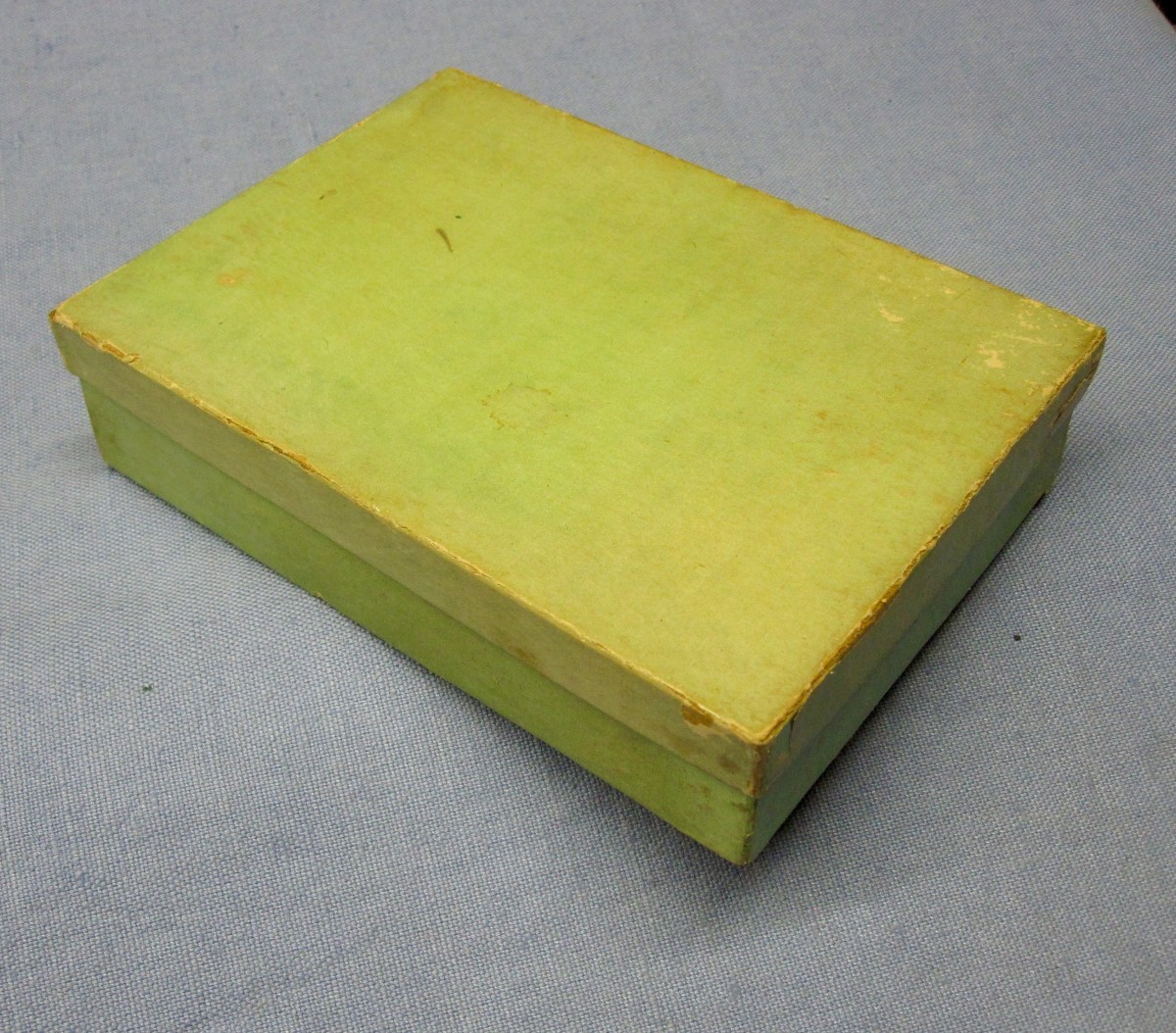 Rare Un-issued & Boxed USMC Shoulder Scales. | J. Mountain Antiques