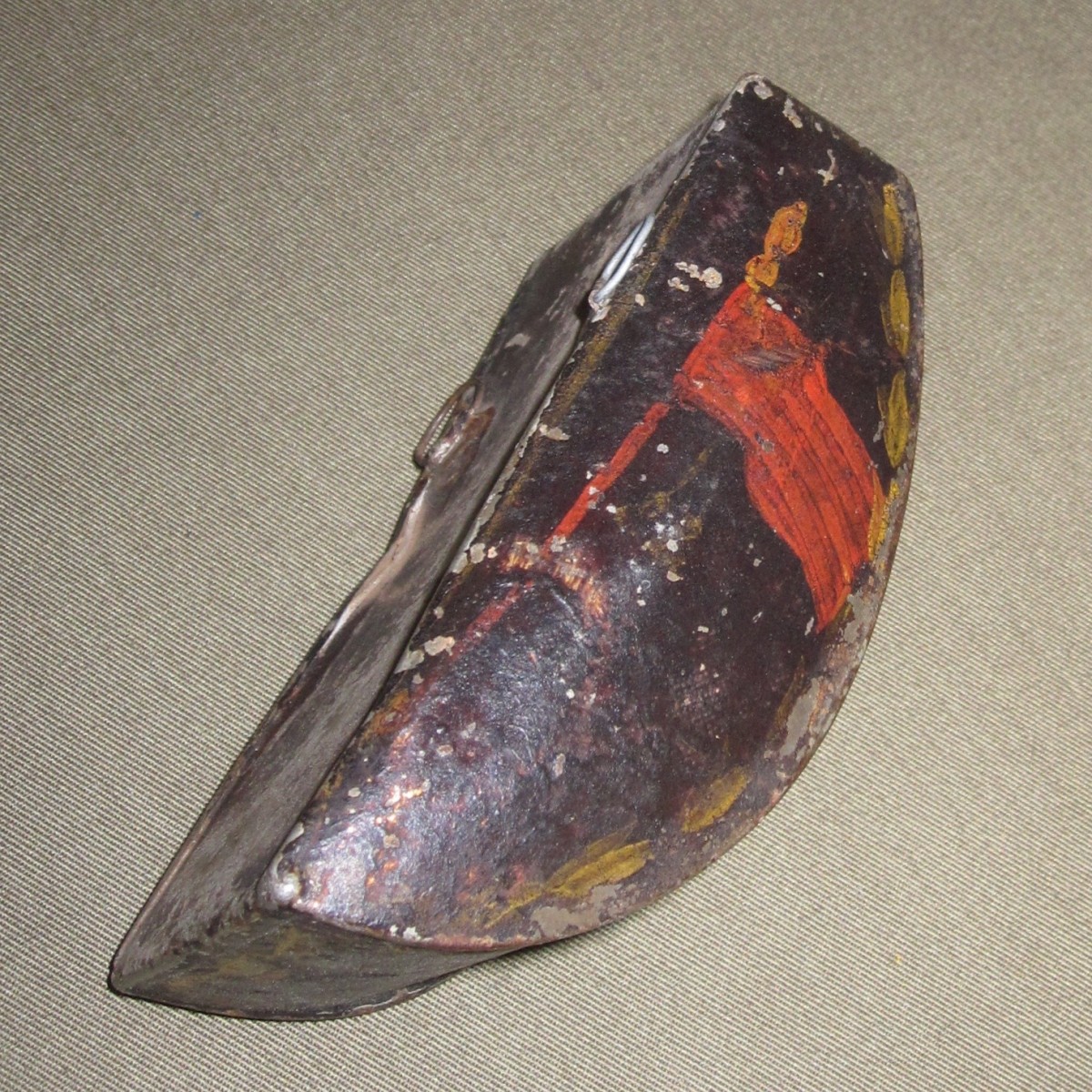 Kidney Powder Flask With American Flag | J. Mountain Antiques