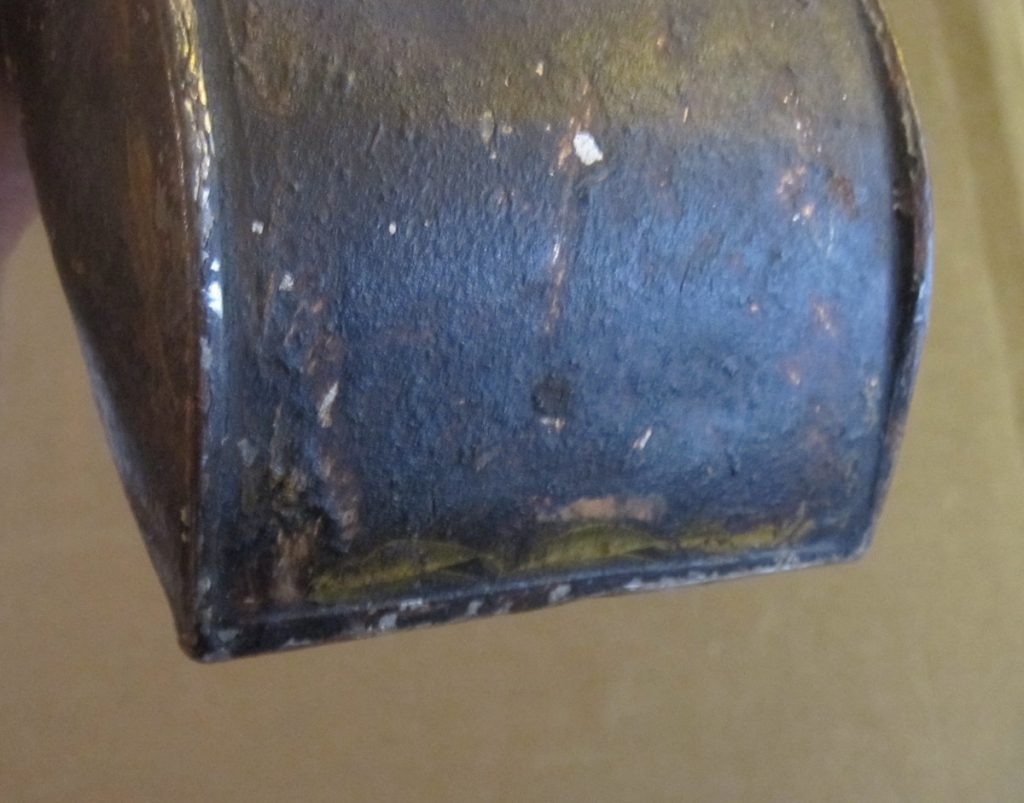 Kidney Powder Flask With American Flag | J. Mountain Antiques