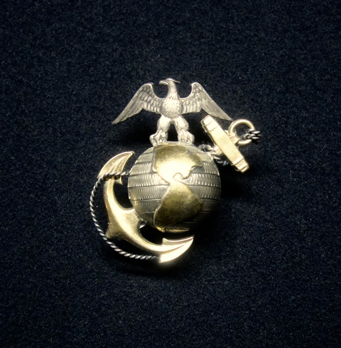 M1936 U.S. Marine “EGA” Officer Dress Cover Insignia – SOLD | J ...