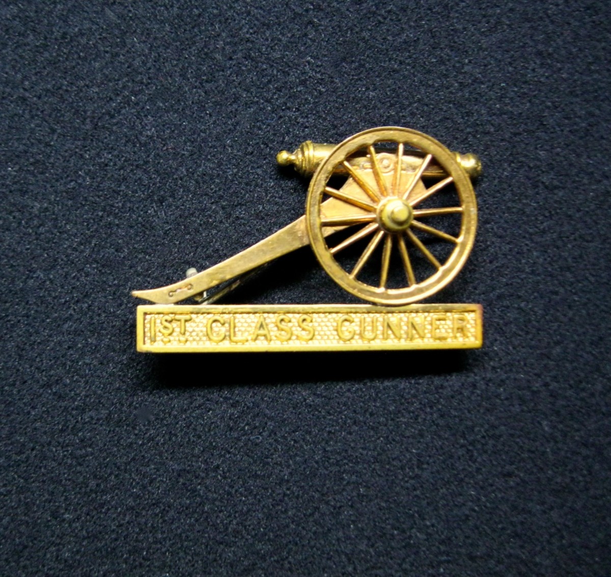 1904 -1st Class Gunner’s Badge For Field Artillery – SOLD | J. Mountain ...