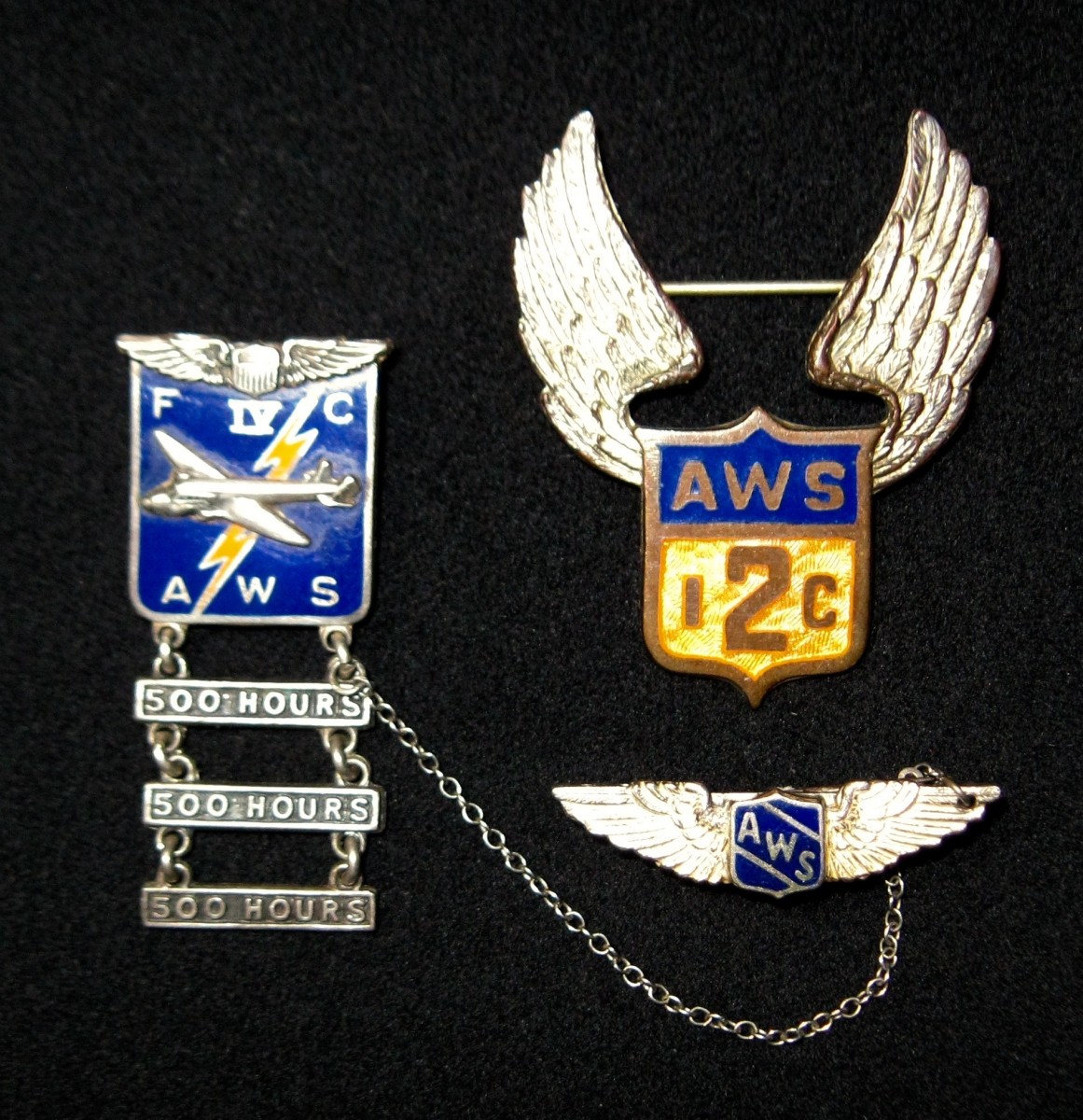 Aircraft Warning Service Winged Badges – Identified- SOLD | J. Mountain ...