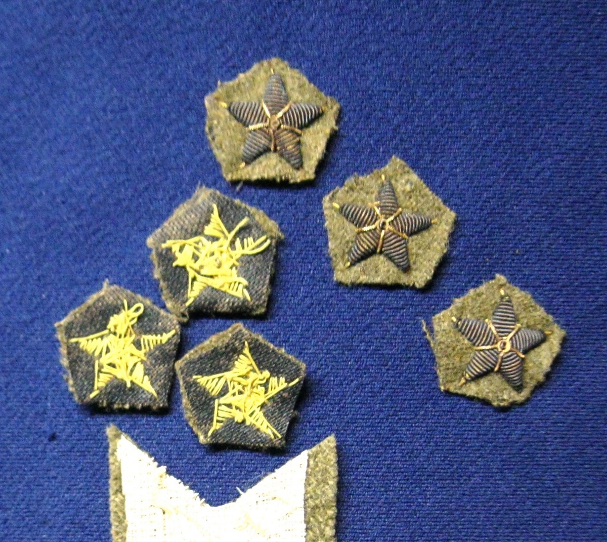 Lieutenant General’s Set of Embroidered Stars- WWI | J. Mountain Antiques