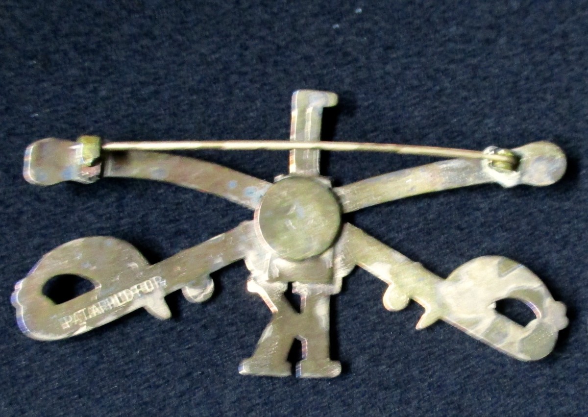 1st USV Cavalry Cap & Collar Insignia Lot -SOLD | J. Mountain Antiques