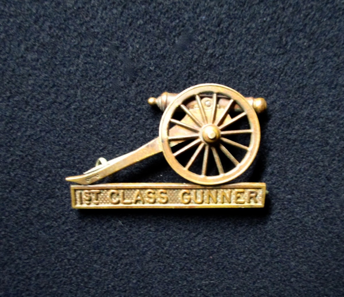 1904 1st Class Field Artillery Gunner’s Badge | J. Mountain Antiques