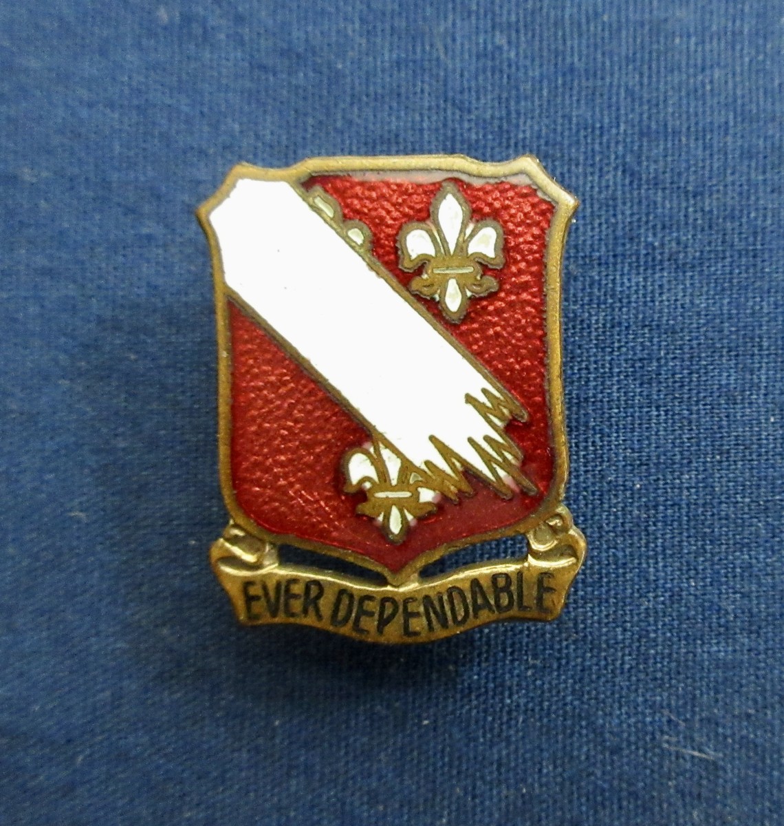 105th Combat Engineer Battalion DUI – Old 112th FA Bn | J. Mountain ...