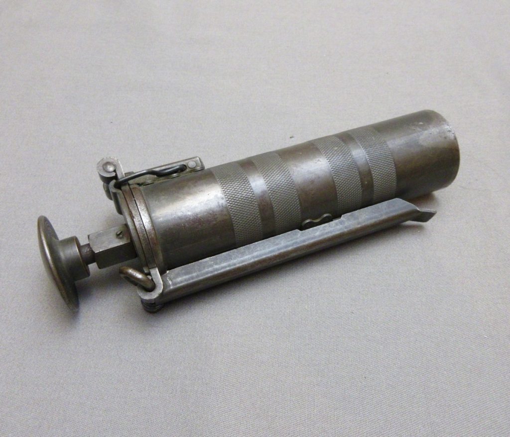 WWII M-9 Handheld Signal Flare Projector – SOLD | J. Mountain Antiques