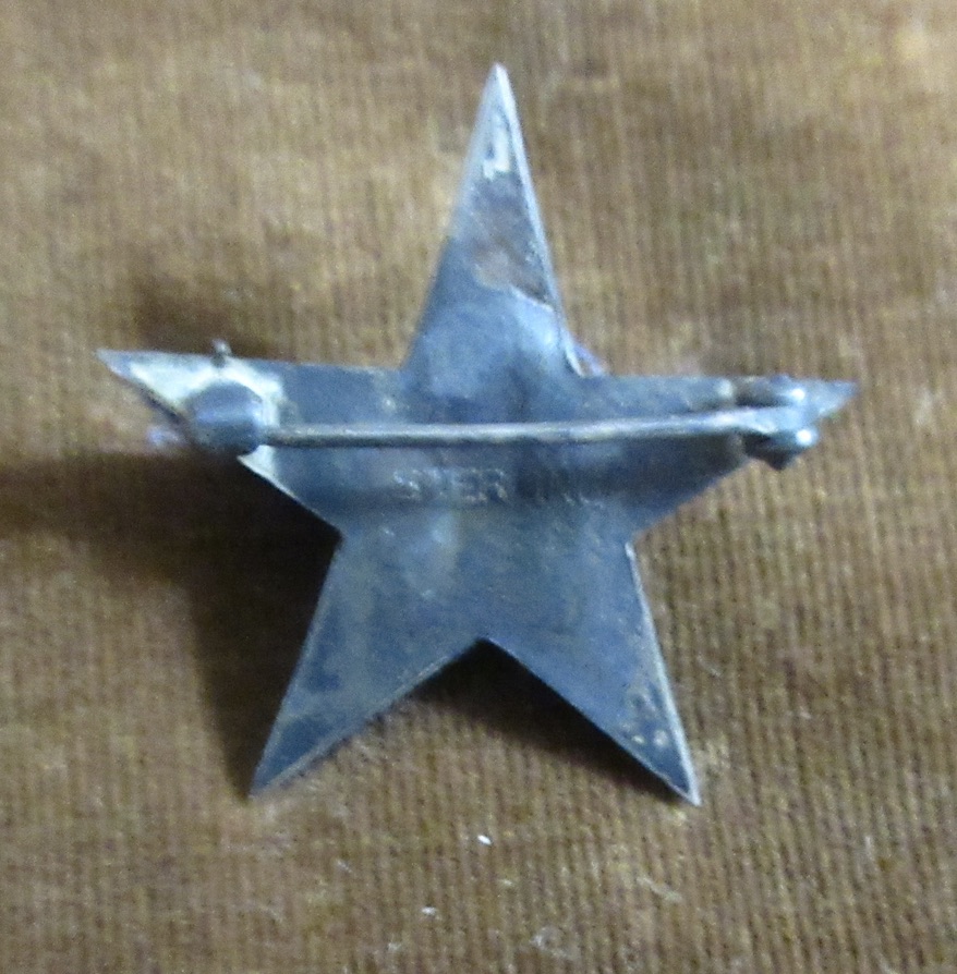 Liberty Insignia Display Board of WWI Insignia. – SOLD | J. Mountain ...