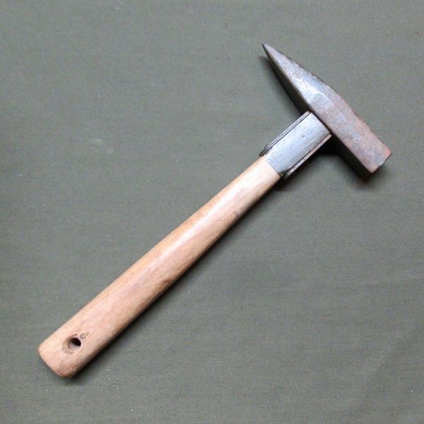 WWII U.S. Army Mountain Troops Piton Hammer -“T.E.S. 1944.” – SOLD | J ...