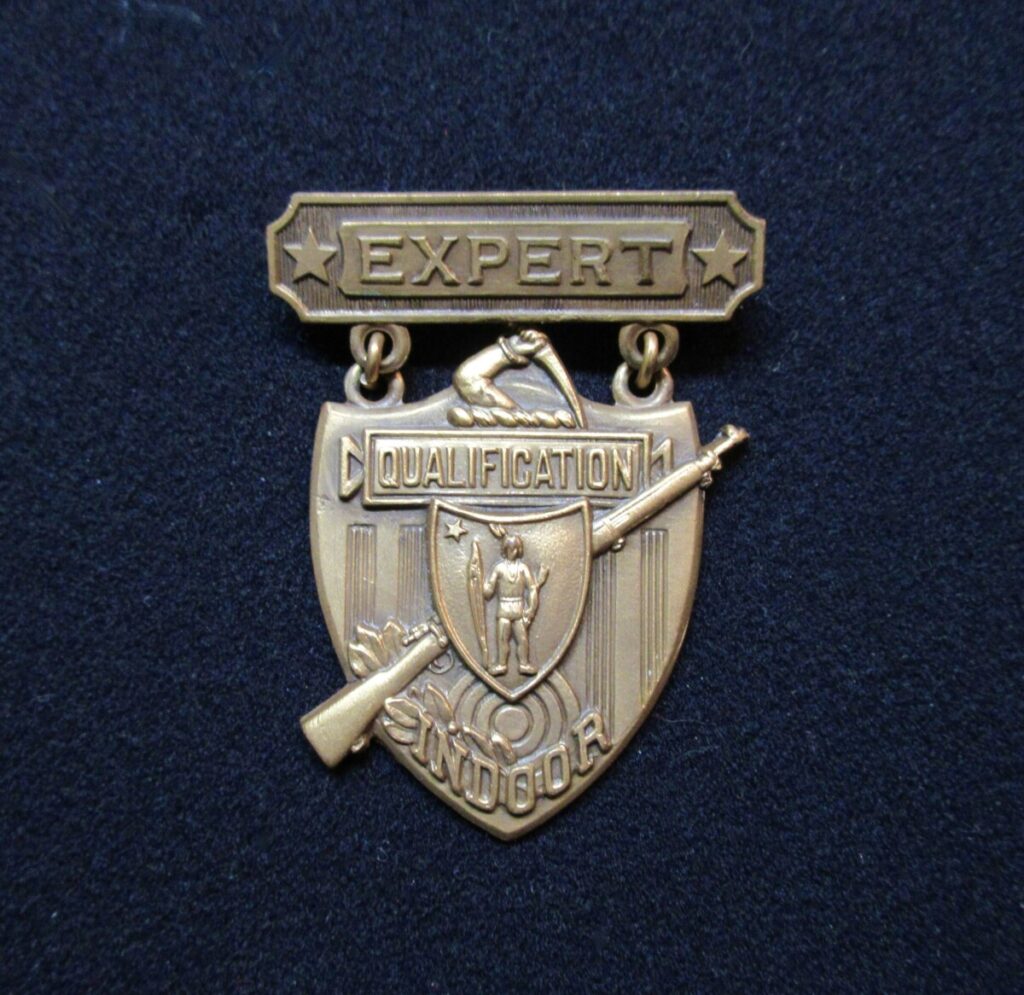 Massachusetts National Guard Expert Indoor Qualification Badge SOLD | J ...